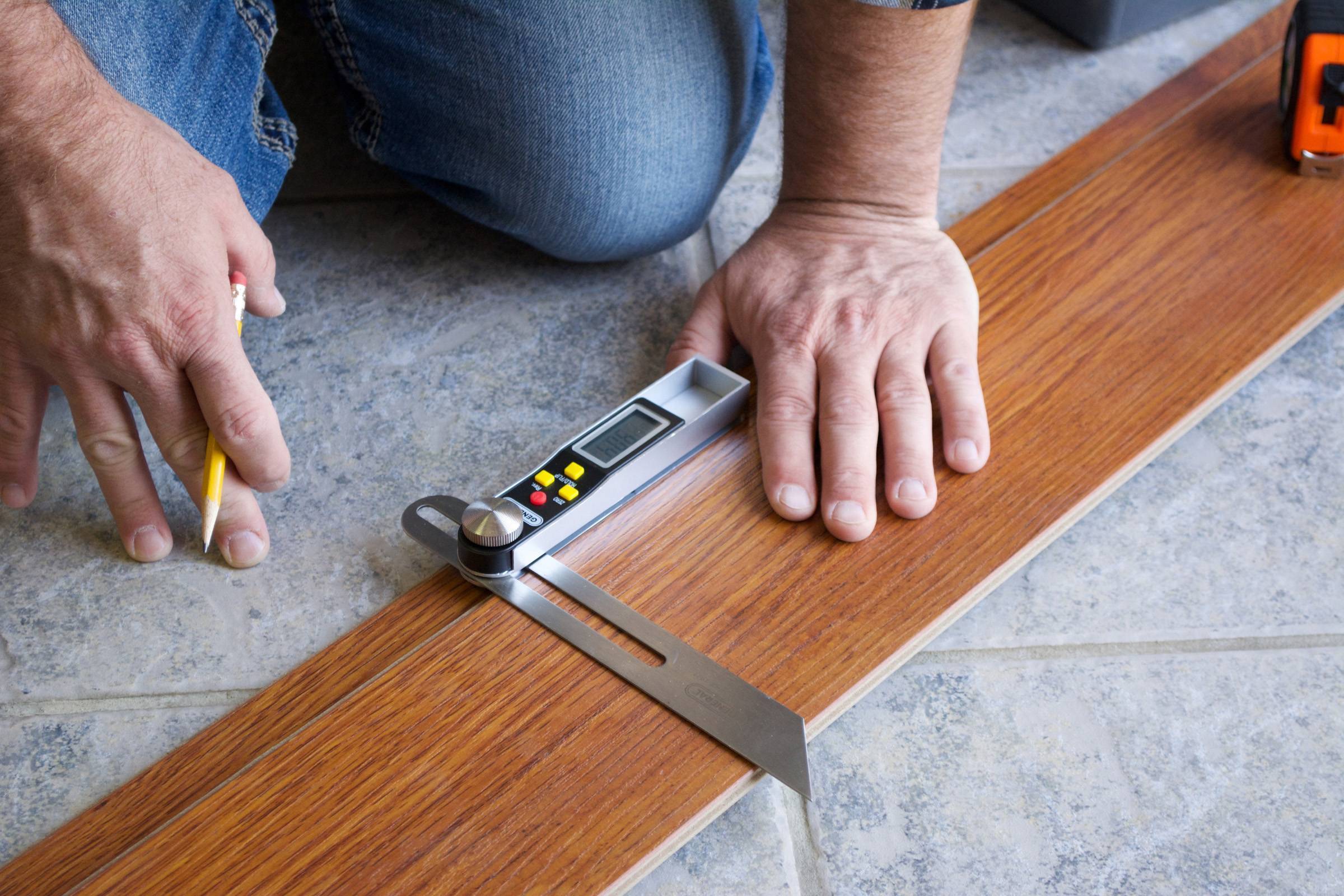 ANGLE-IZER® Digital Sliding T-Bevel & Protractor in One